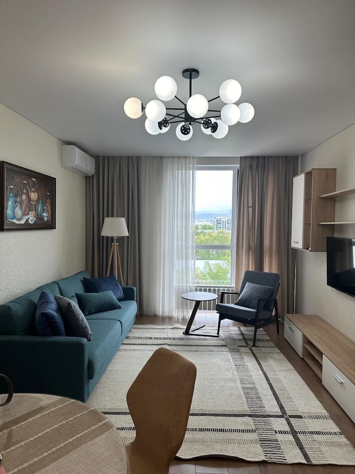 Cozy Apartment —  Floor To Ceiling Mountain View - Kazakhstan