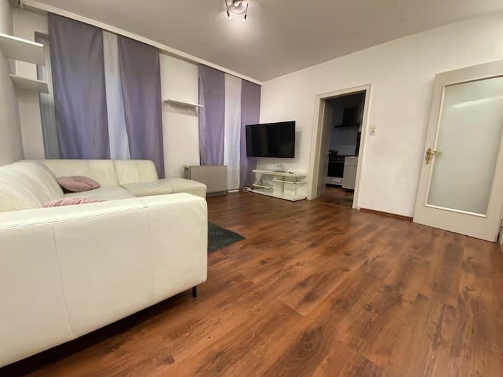 Carlstadt Möblierte Wohnung - Düsseldorf