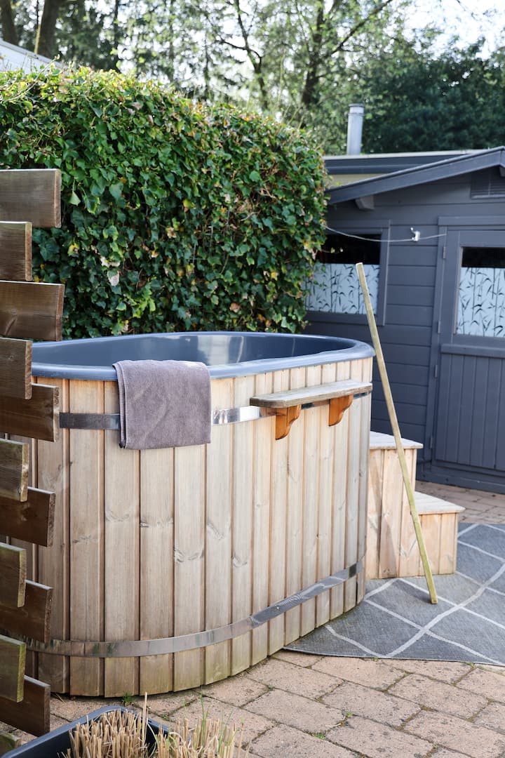 Chalet Détente Cosy Avec Jacuzzi Privé - Putten