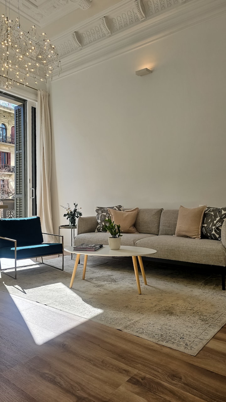 Historic Charm In City Center - Barcelona