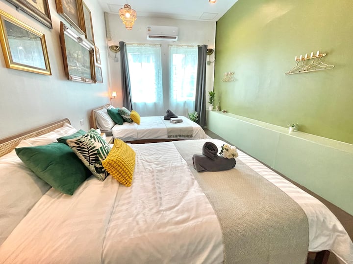 Retreat In The Heart Of Old Town, Main Street - Bangkok Noi