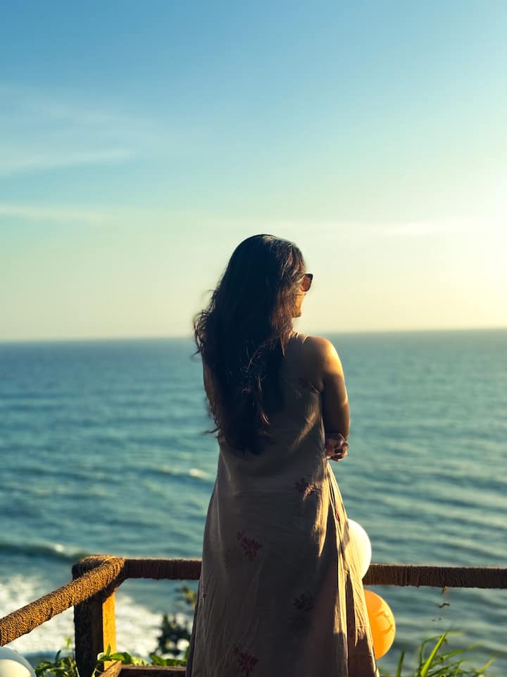 Cliffside Bohemian Haven–wrapped In Sea And Garden - Varkala