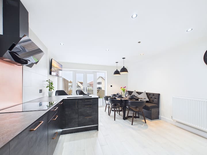 Sand Dancer, 4 Bed Sea View House In Cleveleys - Blackpool