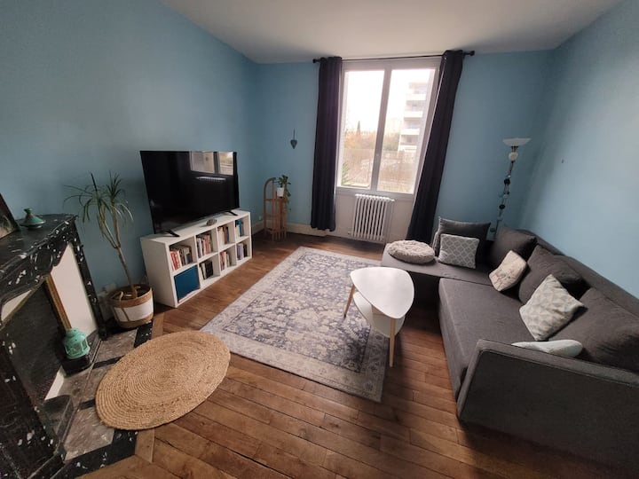 Appartement Dans Une Jolie Maison Avec Jardinet - Beauvallon