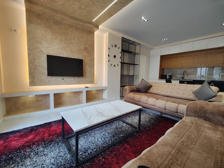 Olymp Luxury Apartment - Durrës