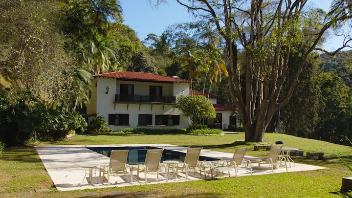 Villa Casa Blanca - Casas Serranas - Teresópolis