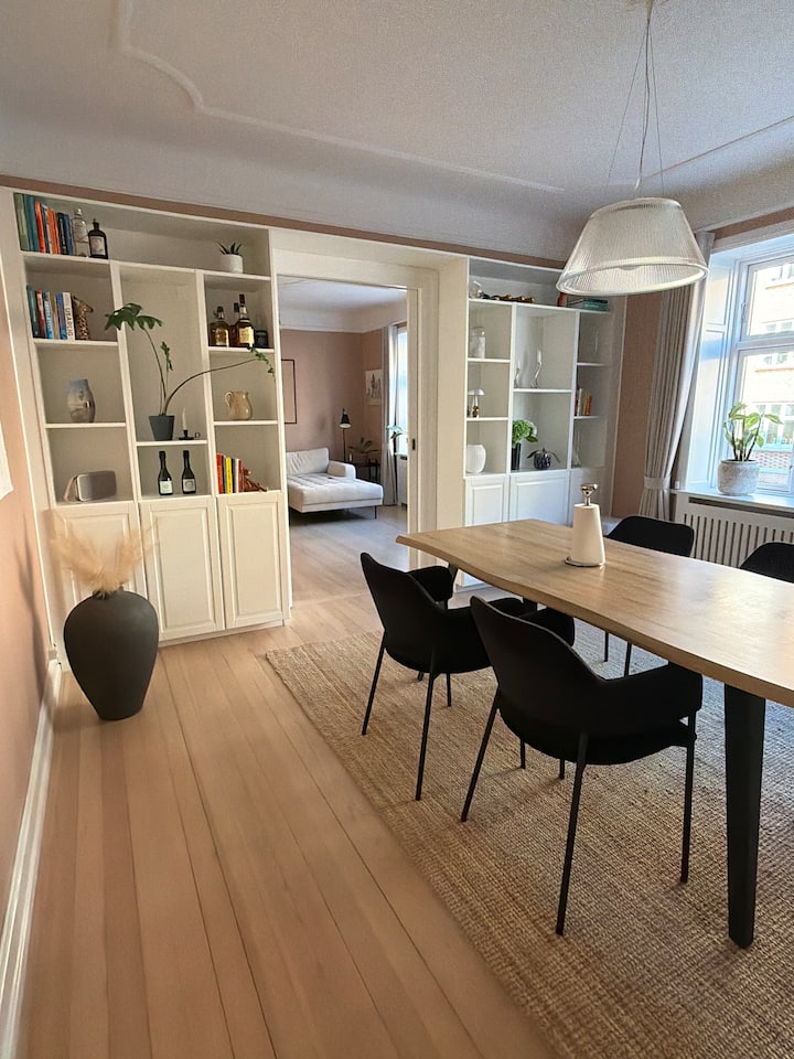 3-værelses Med God Plads I Hjertet Af Aarhus - Aarhus