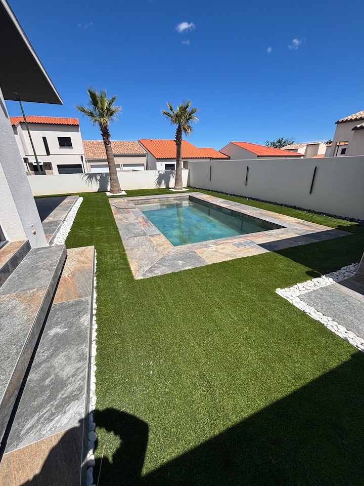 Magnifique Villa Neuve Avec Piscine 4 Chambres - Pyrénées-Orientales
