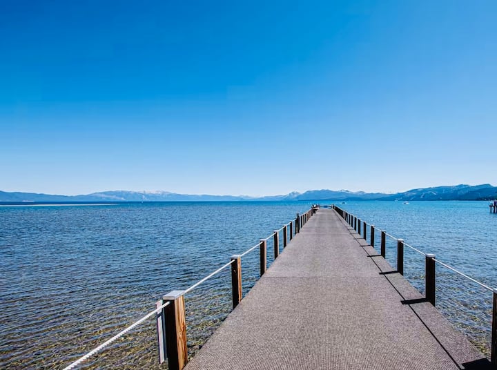 Ski Basecamp | Hot Tub + Desk W/ Monitor - Tahoe City, CA
