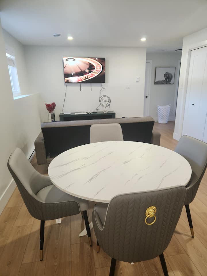 Coziest Nest At Kenmount Terrace - Paradise