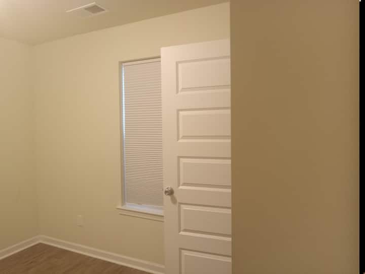 Unfurnished Room For Rent - Birmingham, AL