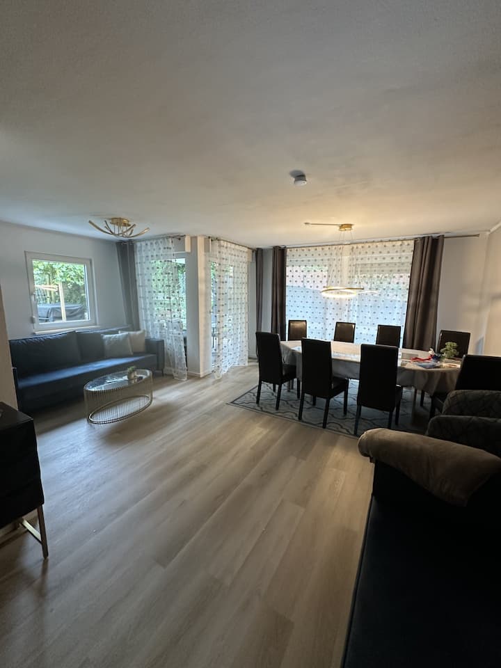 *Gemütliche Terrassenwohnung* - Lohmar