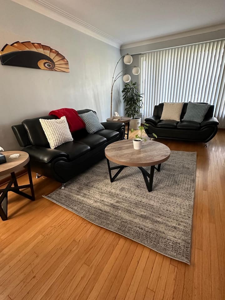 Winnipeg Spotless 3 Bedroom Home - 매니토바