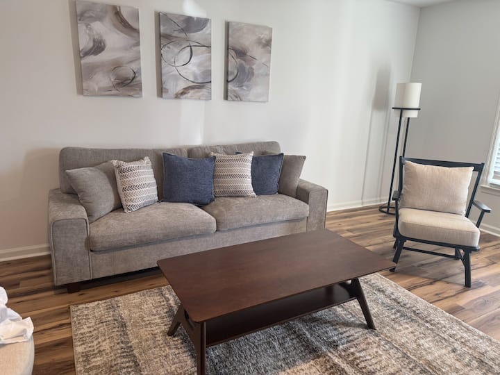 Carter Center Apartments Unit 9 - Tarrytown, GA