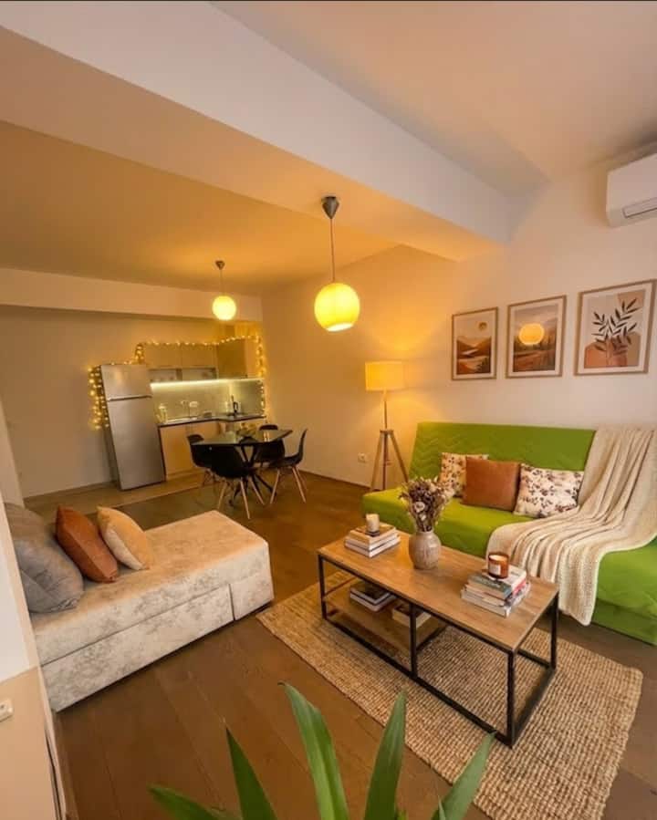 Stefea Center Apartment 100 Mbps Wifi • Workspace - Ohrid