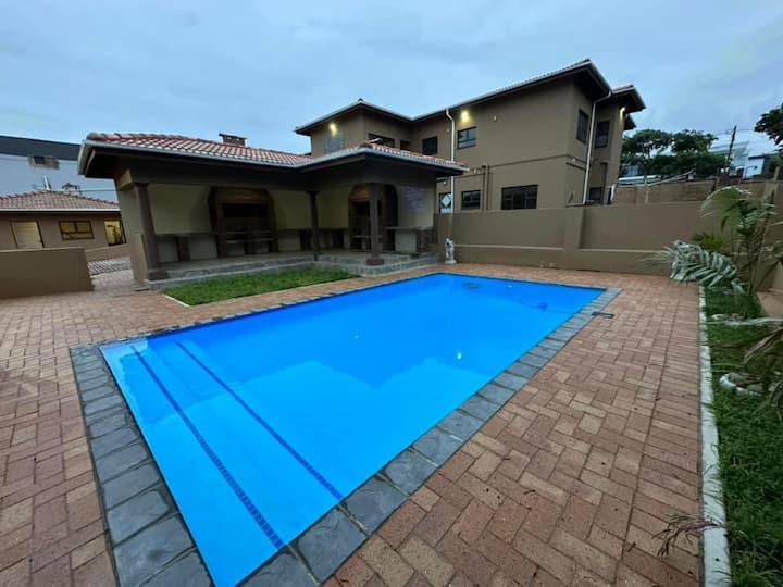 Six64 On Kingsway A3 2 Bed - Amanzimtoti