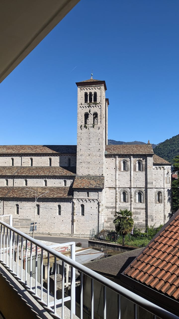 Quiet Apt: Balcony+parking+ac/10min Walk To Center - Como