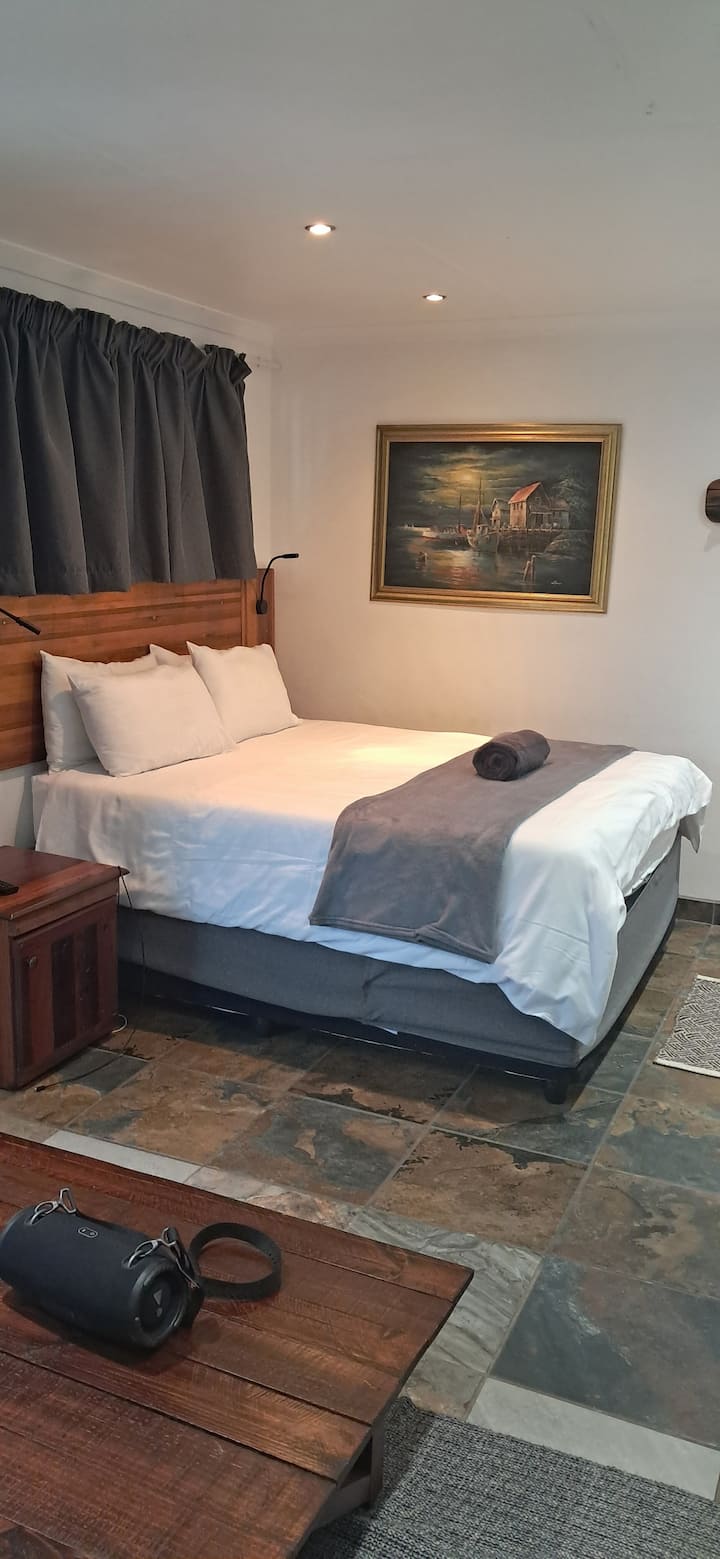 Cozy, Modern Unit - Richards Bay