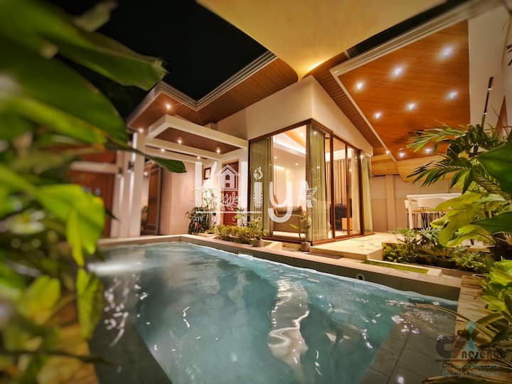 Couple Villa W/private Pool Elyu - Agoo