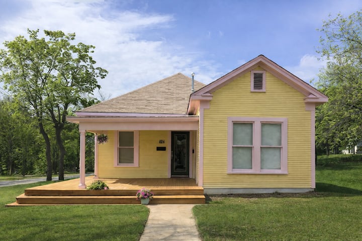 Easy On Earl - Kerrville, TX