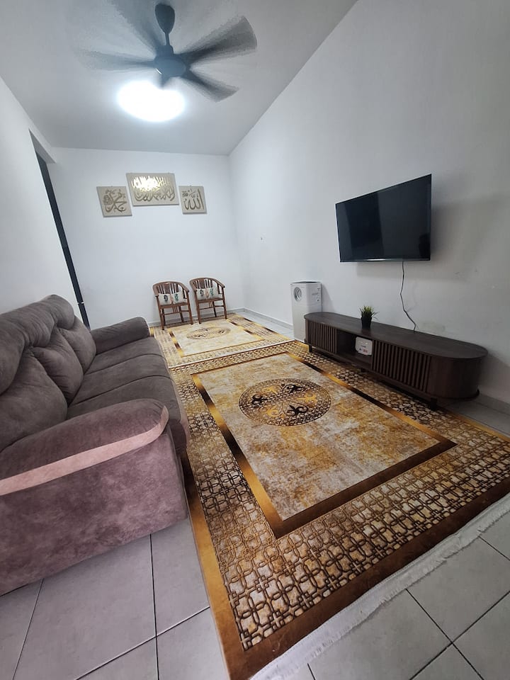 Therapy House - Durian Tunggal