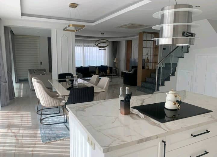Luxury Sea View 3+1 Penthouse With Private Beach - Mahmutlar