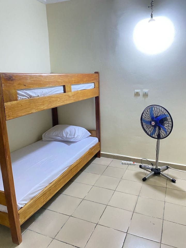 Chambre à Partager - Abidjan