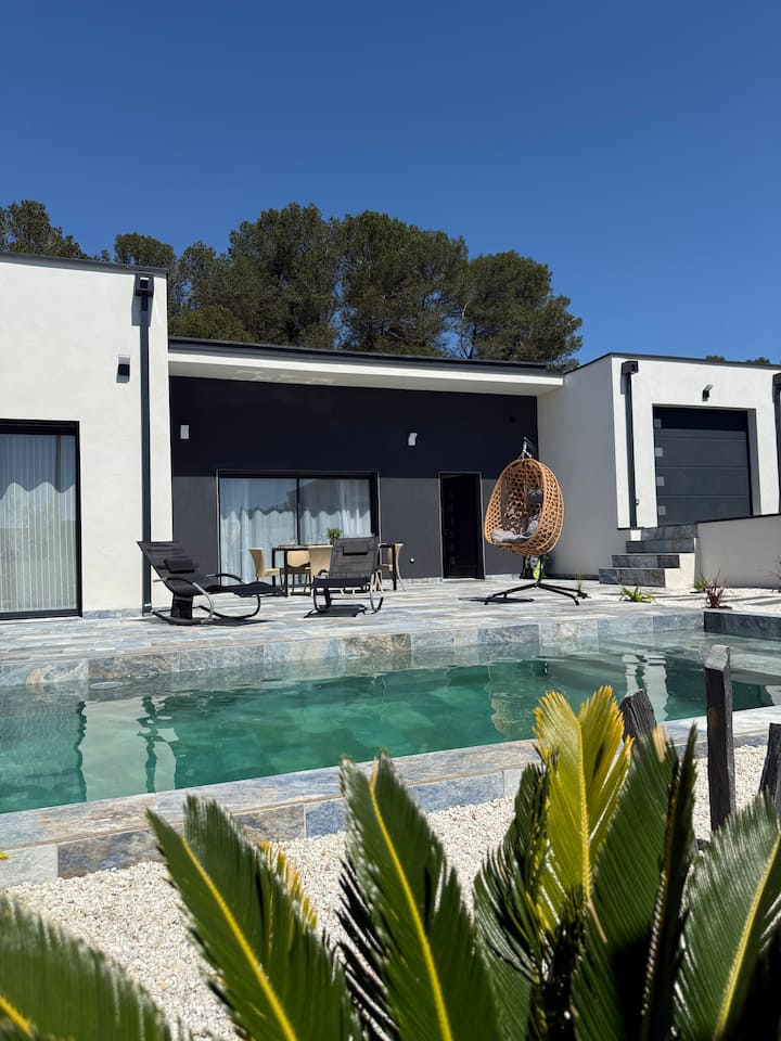 Villa 2025 Haut De Gamme, Piscine & 3ch Cité - Carcassonne