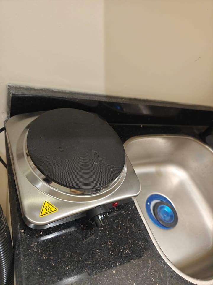 شقة صغيرة ونظيفة وممنوع التدخين 
وقريب مستشفى دلة - Riyadh