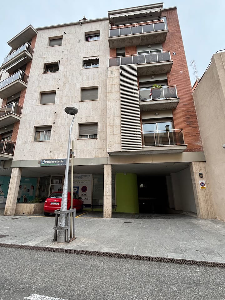 Centrico Apartamento Con Parking - Blanes