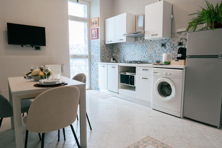 Les Maisons Des Roses A Deux Pas Du Port - Civitavecchia