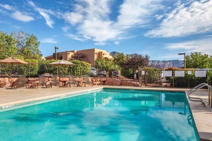 Serene Retreat With Outdoor Pool, Free Parking! - Sedona, AZ