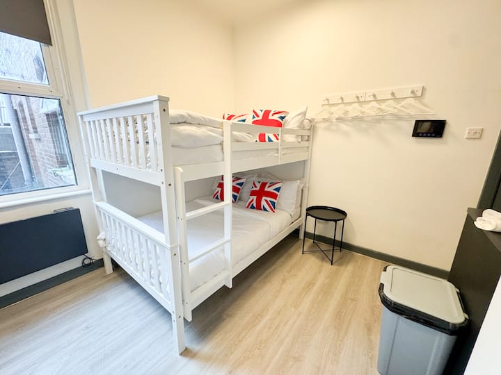 2 Min Walk To Golders Green Station (2) - Londres