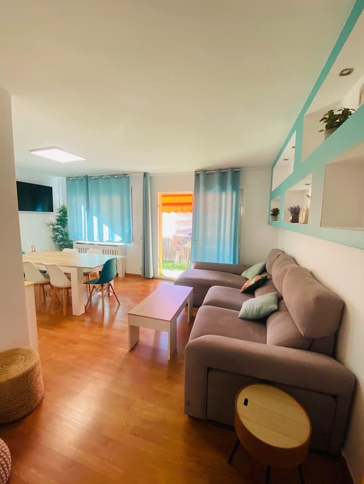 Piso Shic De Playa Fenals Con Terraza Y Piscina - Lloret de Mar