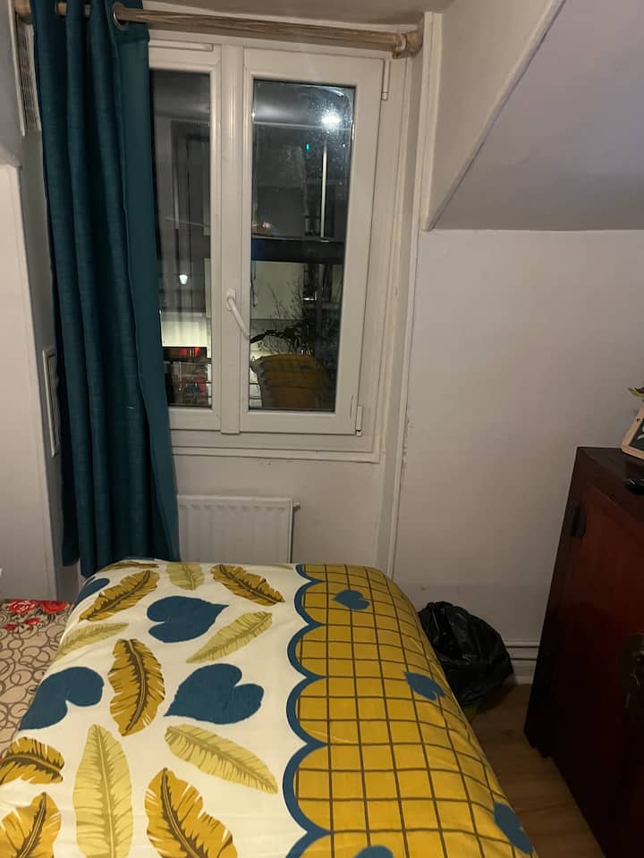 Logement 12 Mètre. - Paris