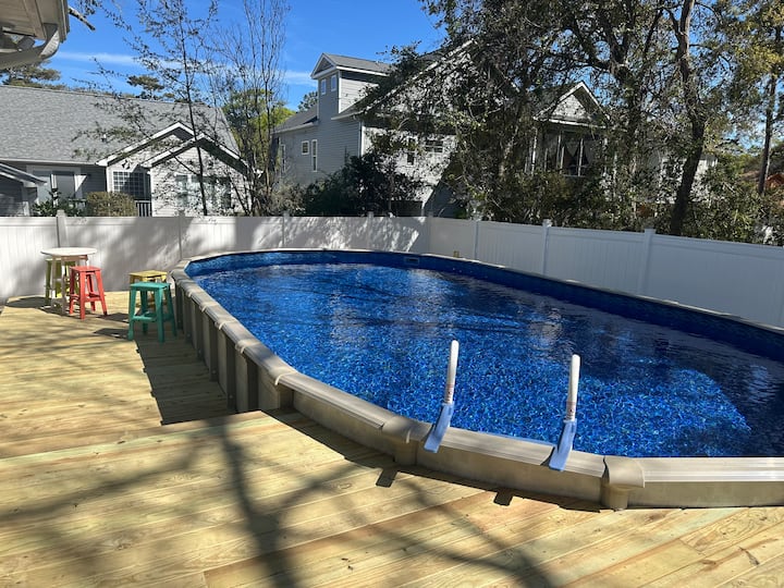 “Hang Ten”great Location, Pool & Golfcart - Oak Island, NC