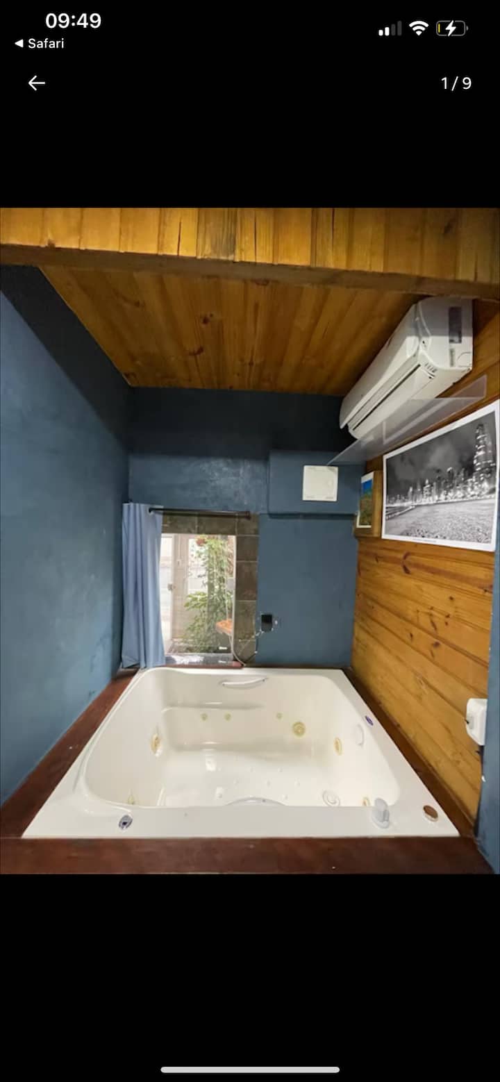 Apartamento 01 - Suíte Com Hidro - Balneario Camboriú