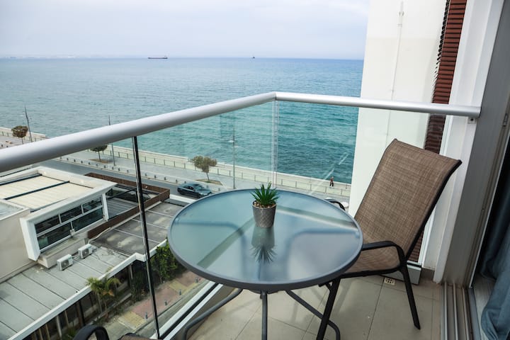 Blue View Apartment - Larnaca