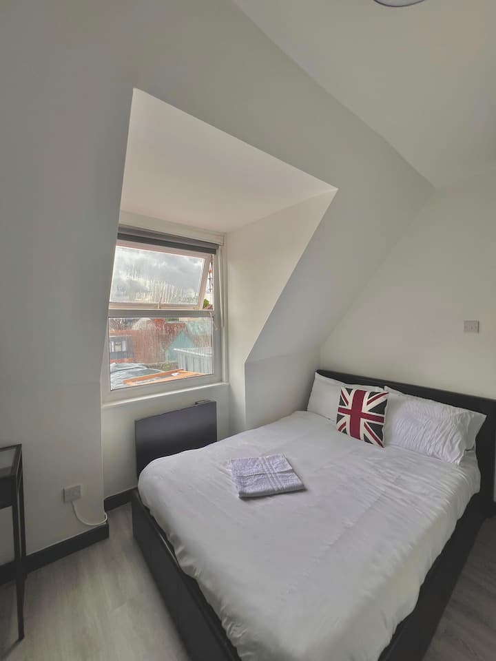 2 Min Walk To Golders Green Studio (7) - Londen