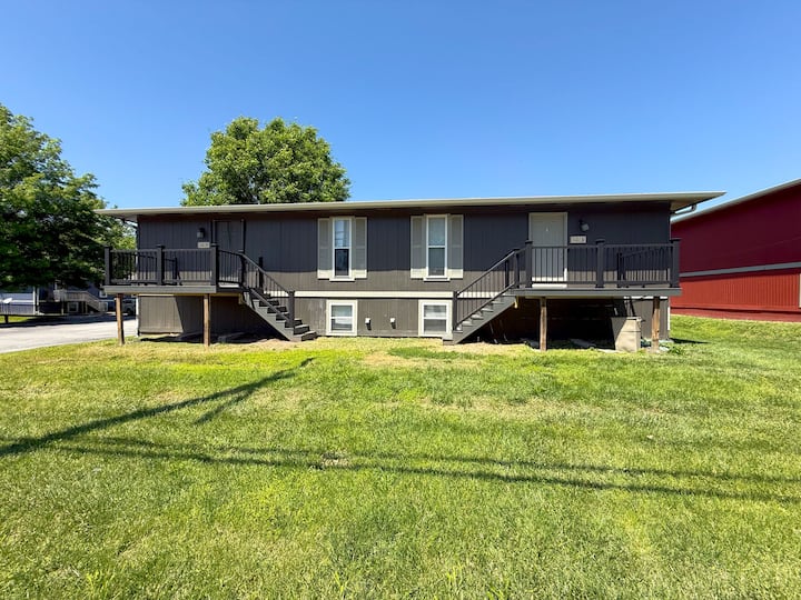 3 Or 4 Bedroom Stonegate Home #7 - Columbia, MO