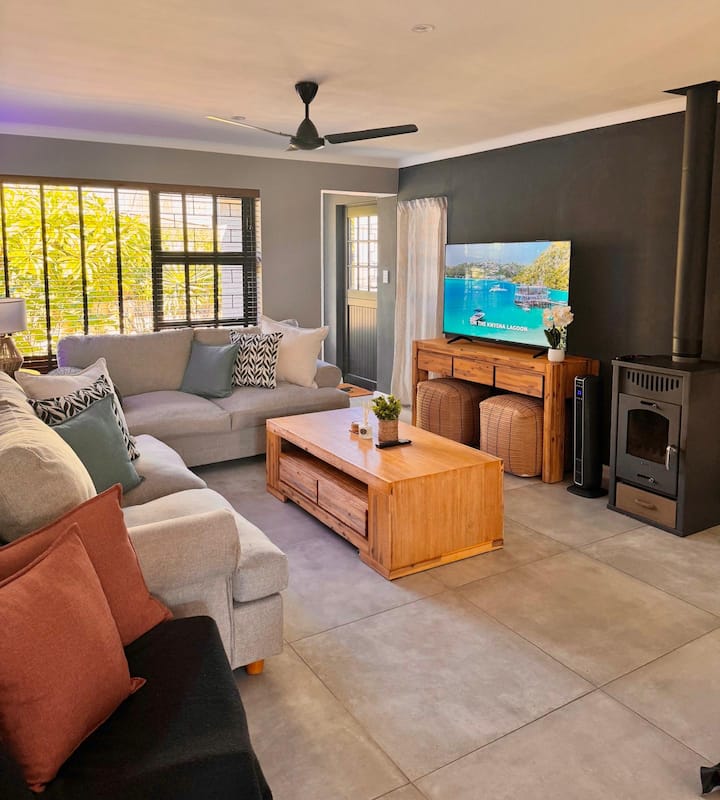 Knysna Hill House | Holiday Home Oasis! - Knysna