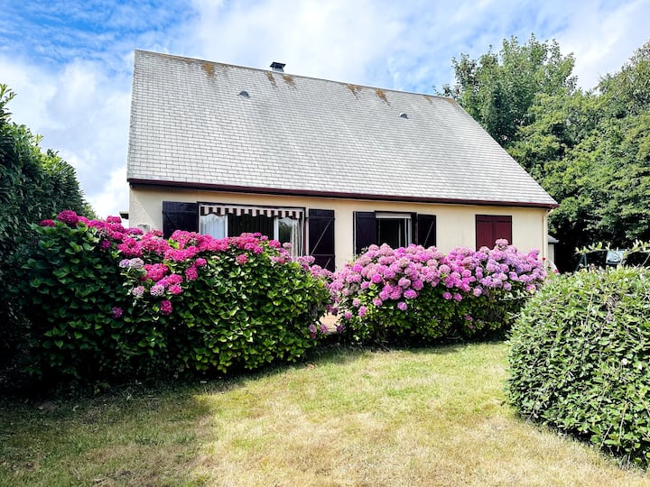 Le Clos Des Hortensias-maison Paisible Avec Jardin - Honfleur
