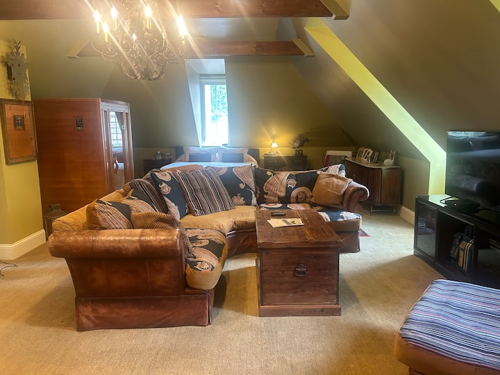 Romantic B&b
Airport Transport
Pool, Sauna, Horses - Franklin, TN