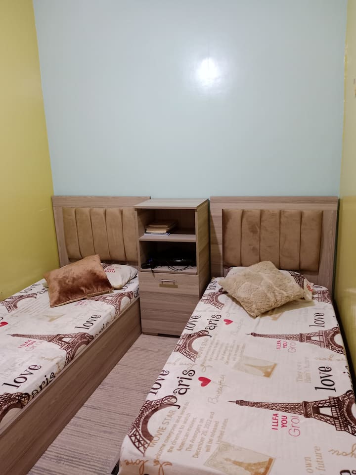 Bel Appt Prochestous Commodités+parking Justeácoté - 薩菲