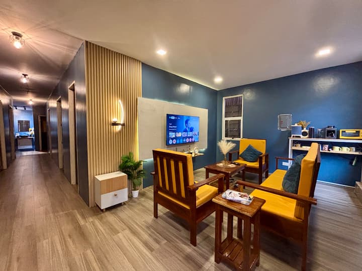 Ba-lai Evelyn - A/c Couple Room (Full Double Bed) - Coron
