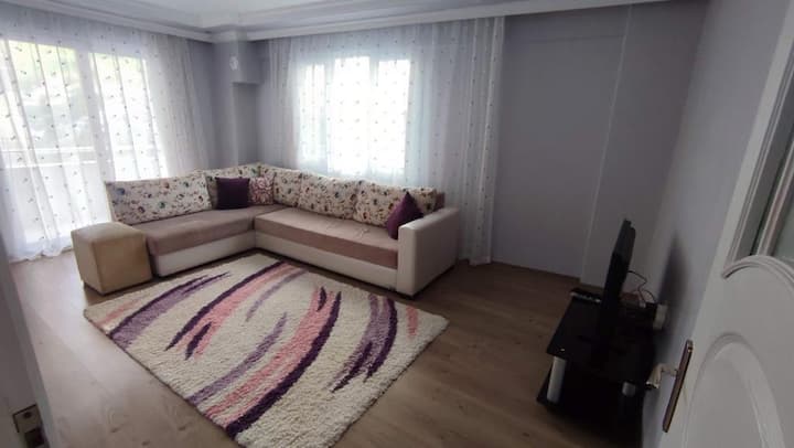 Dikili Merkezde 3+1 Daire - Bademli