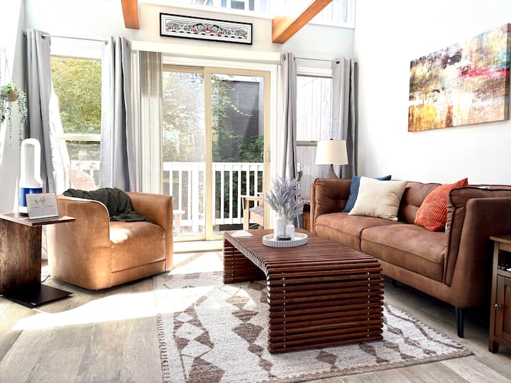 Birdie House- Condo On Golf Course - Sequim, WA