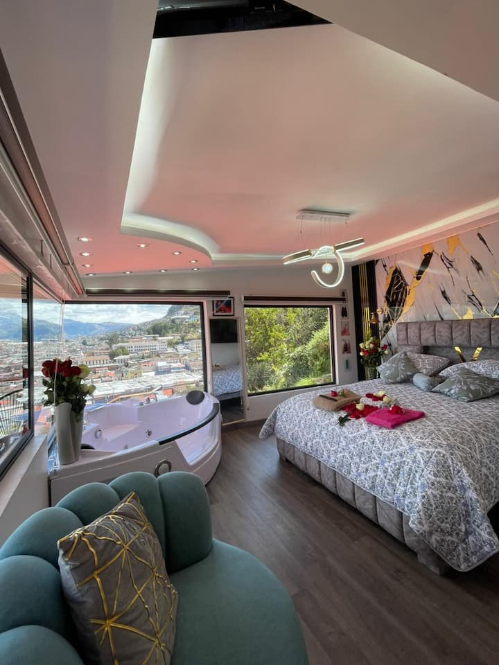 Suite Romántica Con Hidromasaje (Vista Hermosa) - Quito