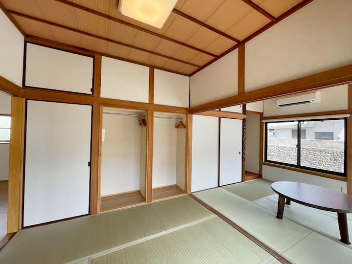 源泉かけ流し温泉&庭|一棟貸し和風Villa|別府駅近|無料駐車場|mokuran 木蘭 - 別府市