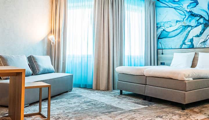 Modern Seaside Haven W/beach Access, Marina Views - Scheveningen